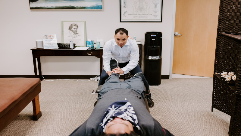 How a Scoliosis Chiropractor in San Diego, CA Can Treat Your Back Pain ...